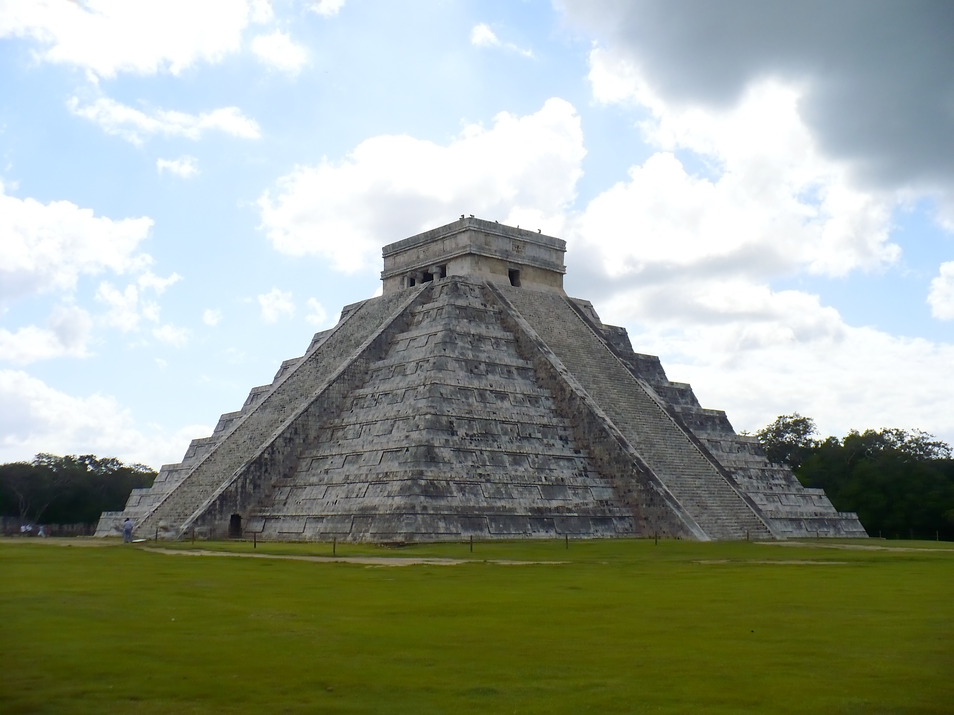 Chichen Itza temple built atop underground river – History Bytez